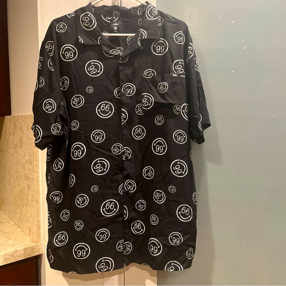 Vans | Shirts | Vans Shirt Mens Large New Wilde Woven Black Button Up ...